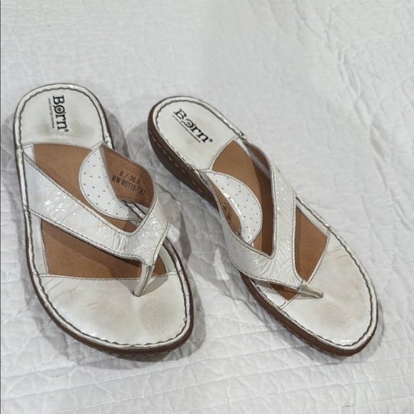 Born | Shoes | Born Womens White Sandals Size 6 | Poshmark